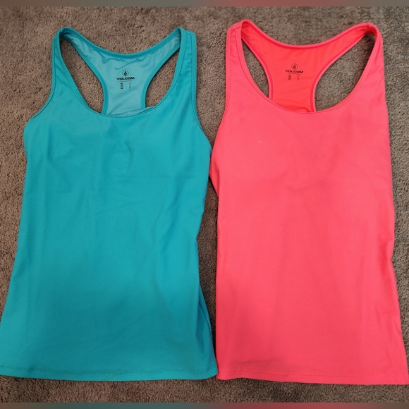 Volcom | Tops | Nwot Volcom Tank Built In Bra | Poshmark